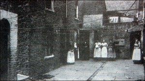 Victorian Houses and Where the Rich and Poor Victorian Children Lived